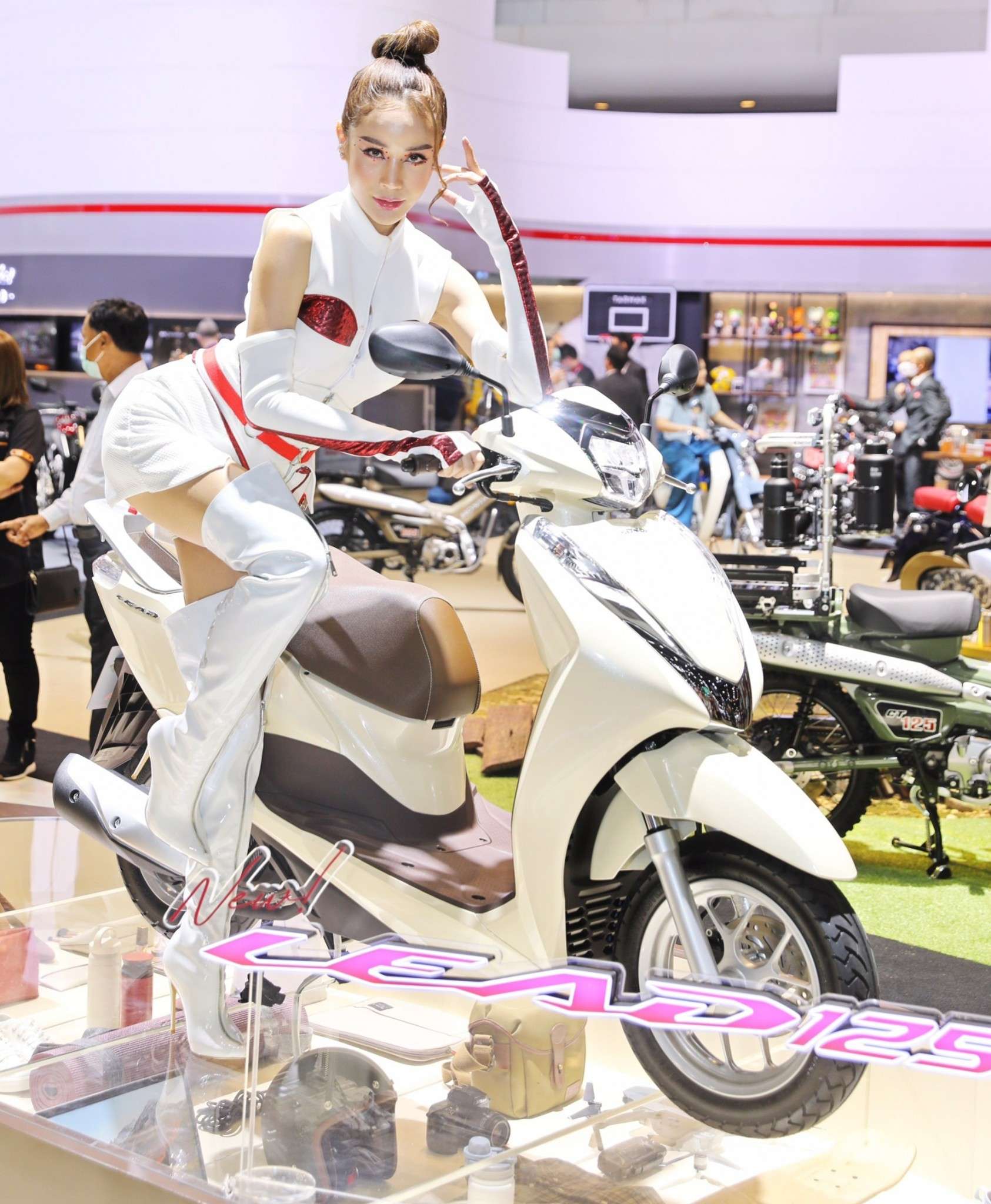 New Honda LEAD125 กระแสแรง! ฮอนด้าเริ่มทยอยส่งรถถึงศูนย์ Honda Wing ...