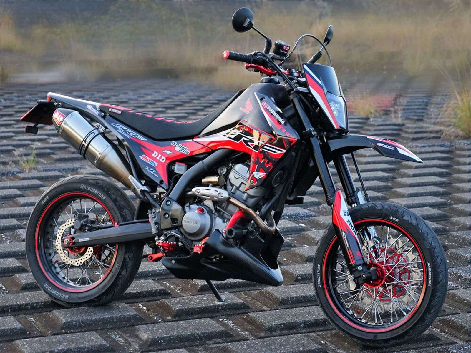 Honda CRF250M แต่งสไตล์ Super Motard ของแต่งจัดเต็มทั้งคันจัดว่าโครตสุด ...