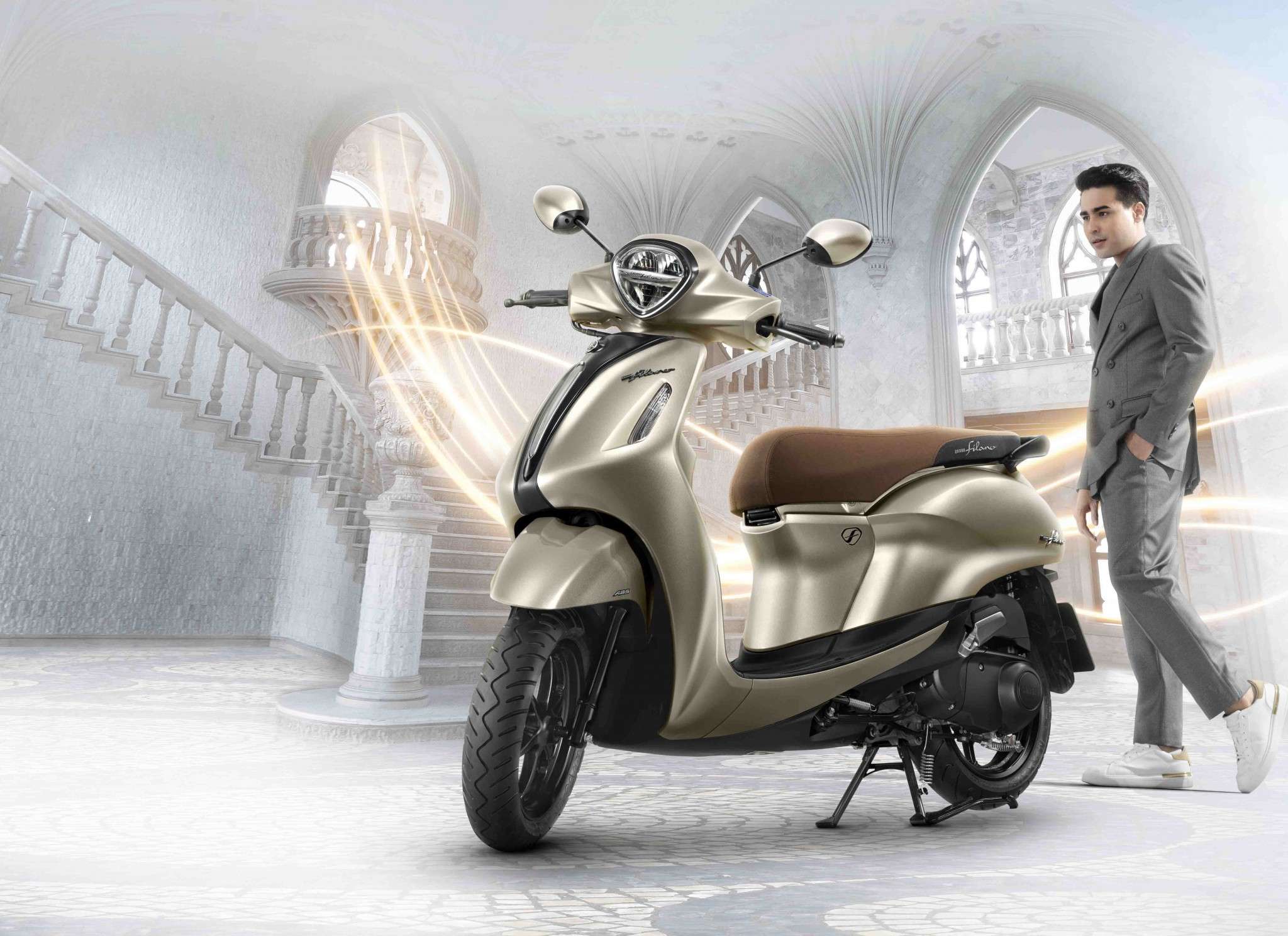 YAMAHA เปิดตัวสกู๊ตเตอร์ NEW GRAND FILANO HYBRID CONNECTED จำหน่ายแล้ววันนี้ !! | Webike Thailand