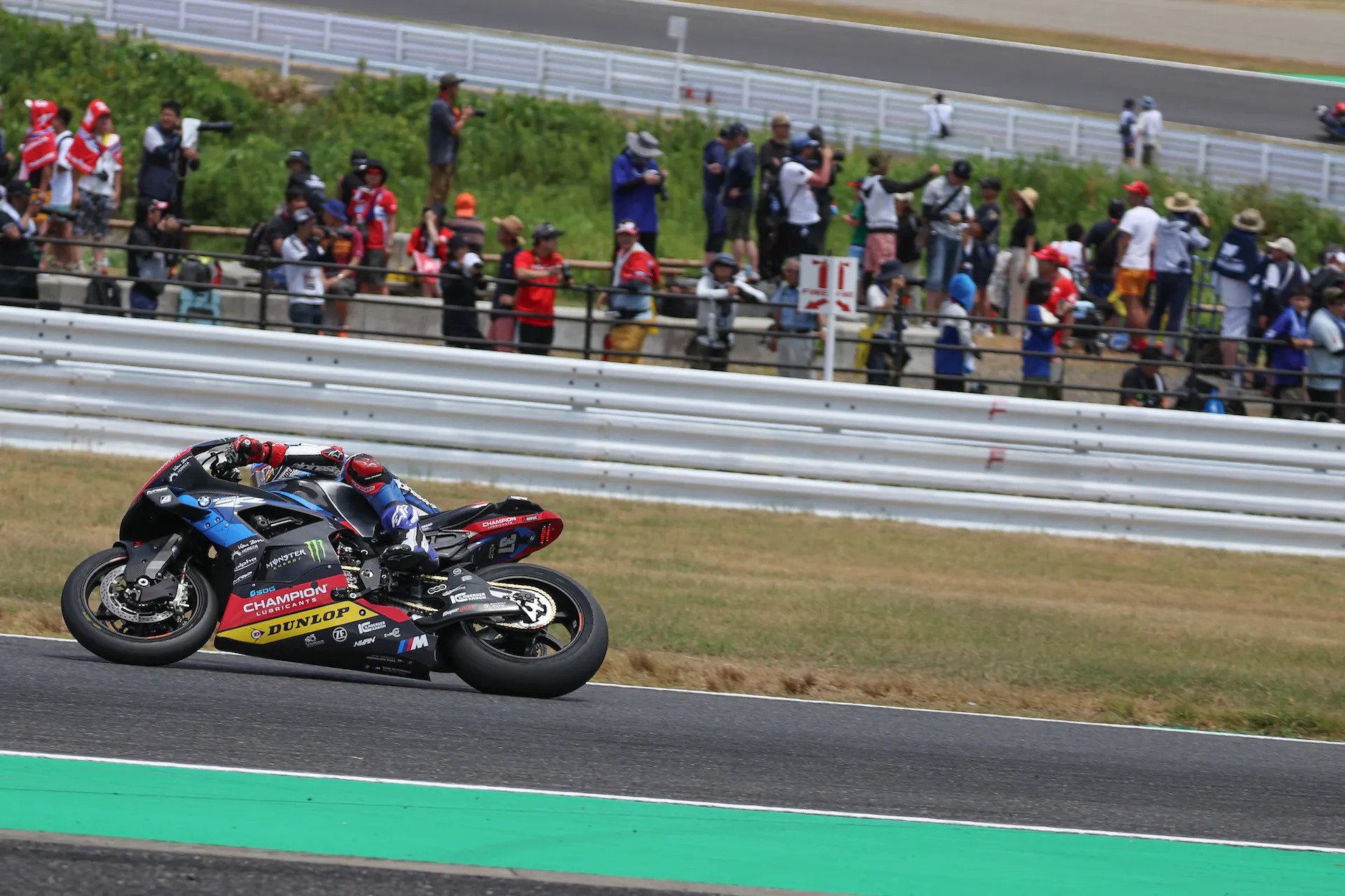 ฮีโร่ของ BMW มีส่วนสำคัญในการไล่ล่าตำแหน่ง ใน EWC Suzuka - Webike ThailandWebike Thailand