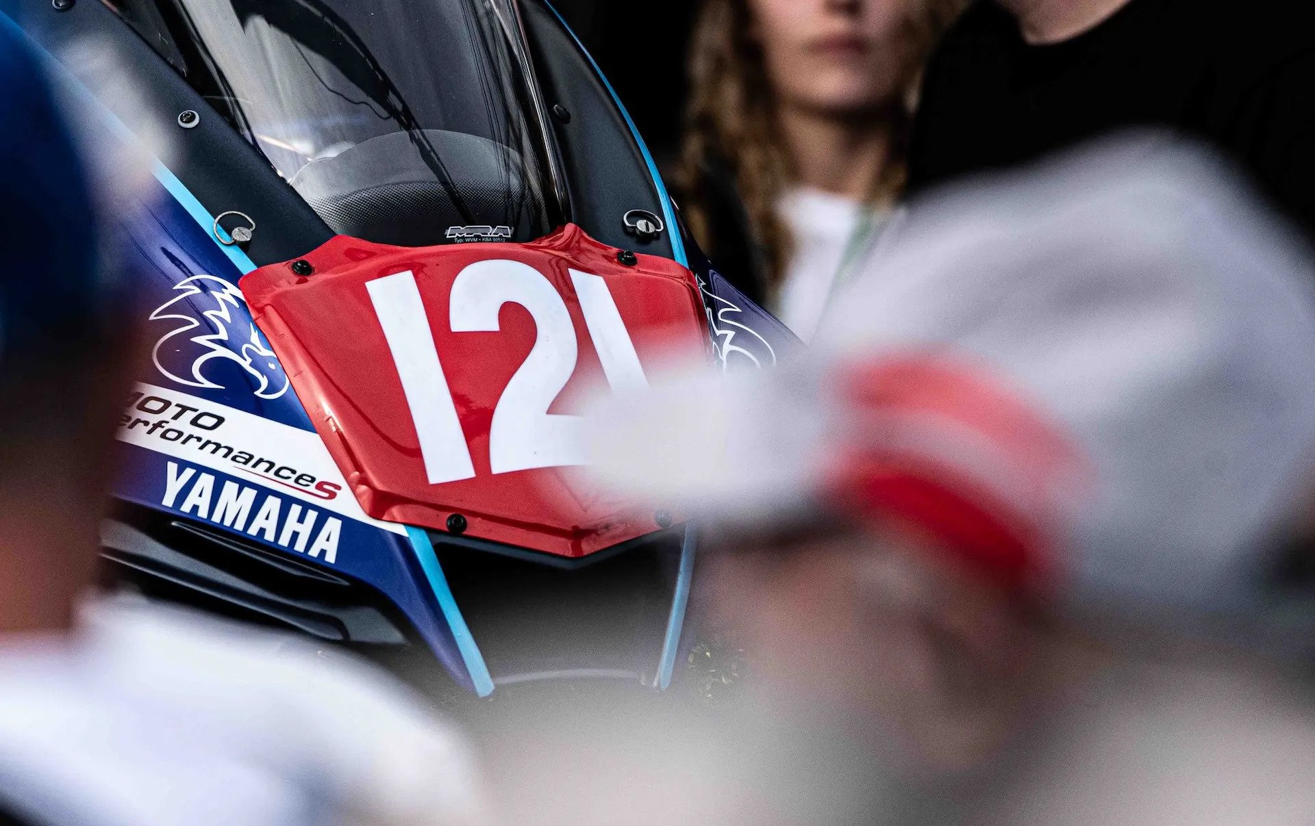 “ความมุ่งมั่น หัวใจ และจิตวิญญาณ” ของทีม EWC Falcon Racing ยังคง ...